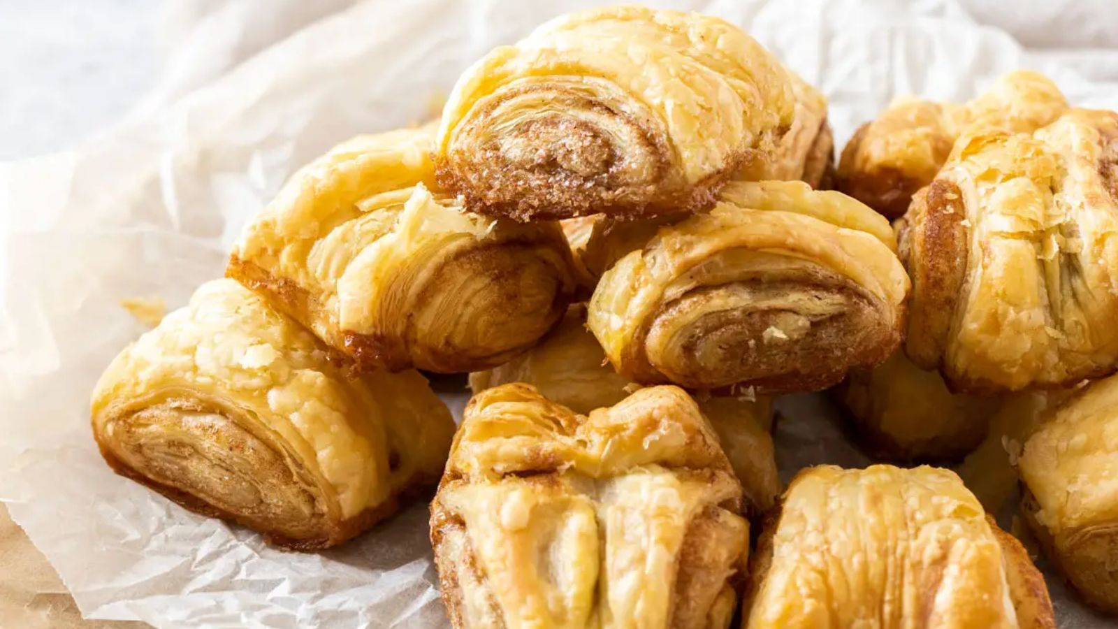 21 Heavenly Puff Pastry Recipes - Gimme From Scratch